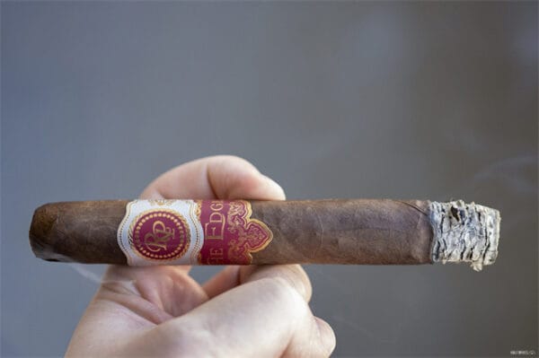 Rocky Patel Edge Review: Dive into 2026 Best Cigar List