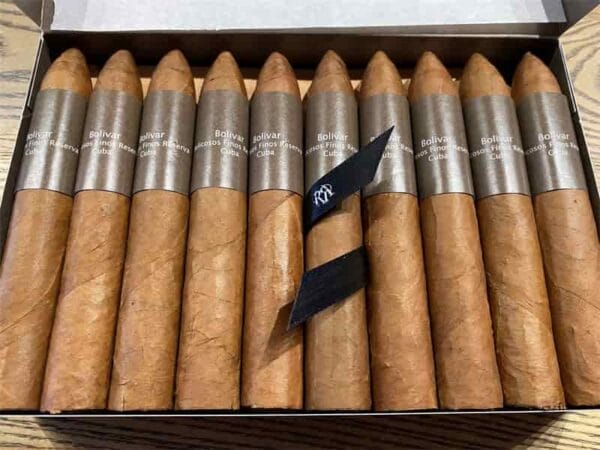 How to Spot a Fake Cuban Cigar, 7 Fast Ways - Plush Cigar